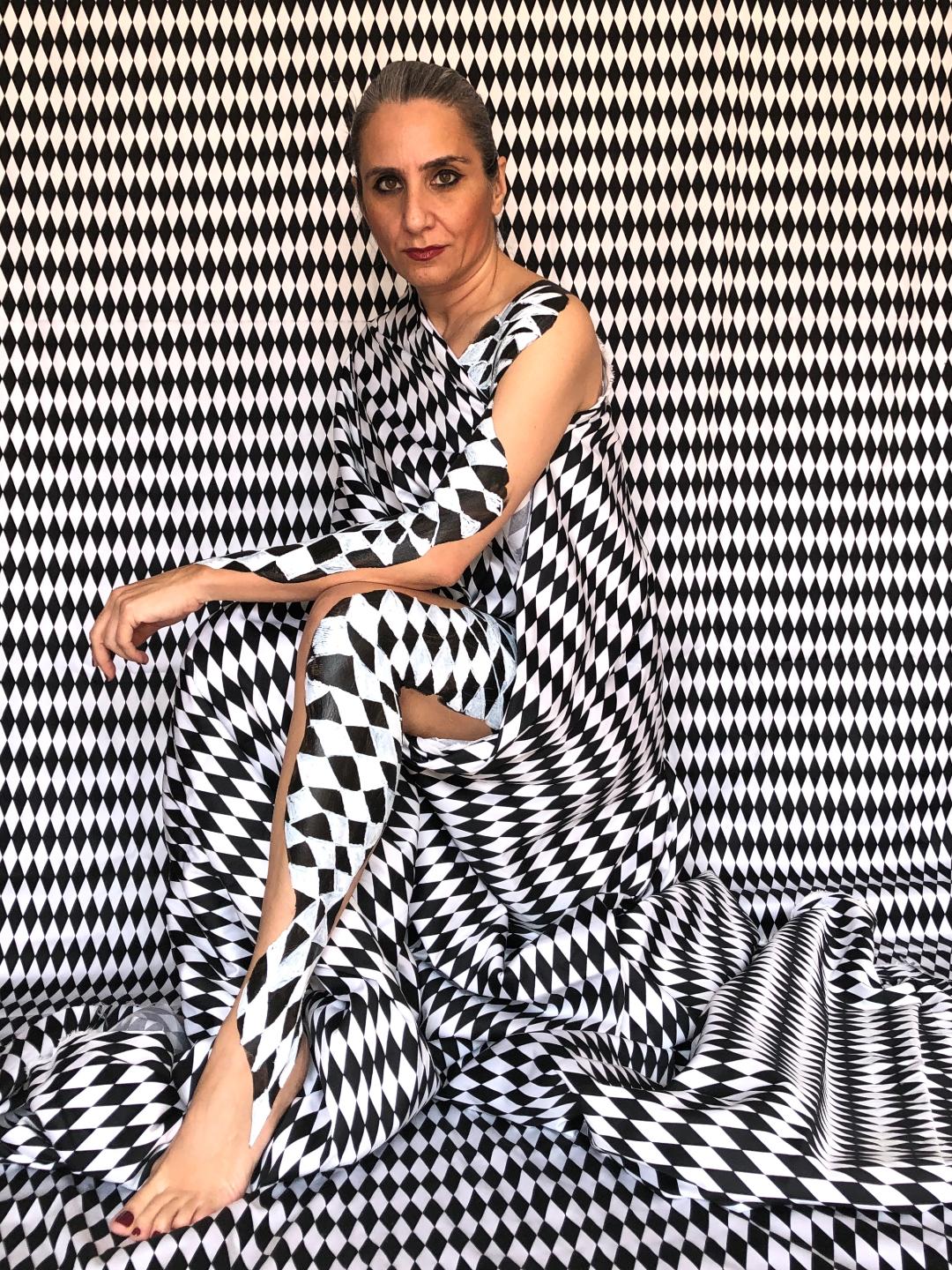 Gallery Girl Meets Ghadah Alkandari